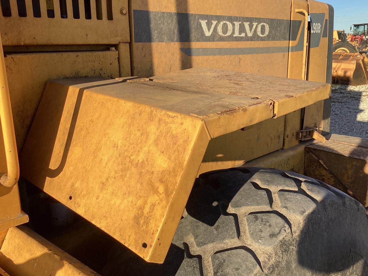 1994 Volvo L90B Fender For Sale | Spencer, IA | VOE11019088 ...