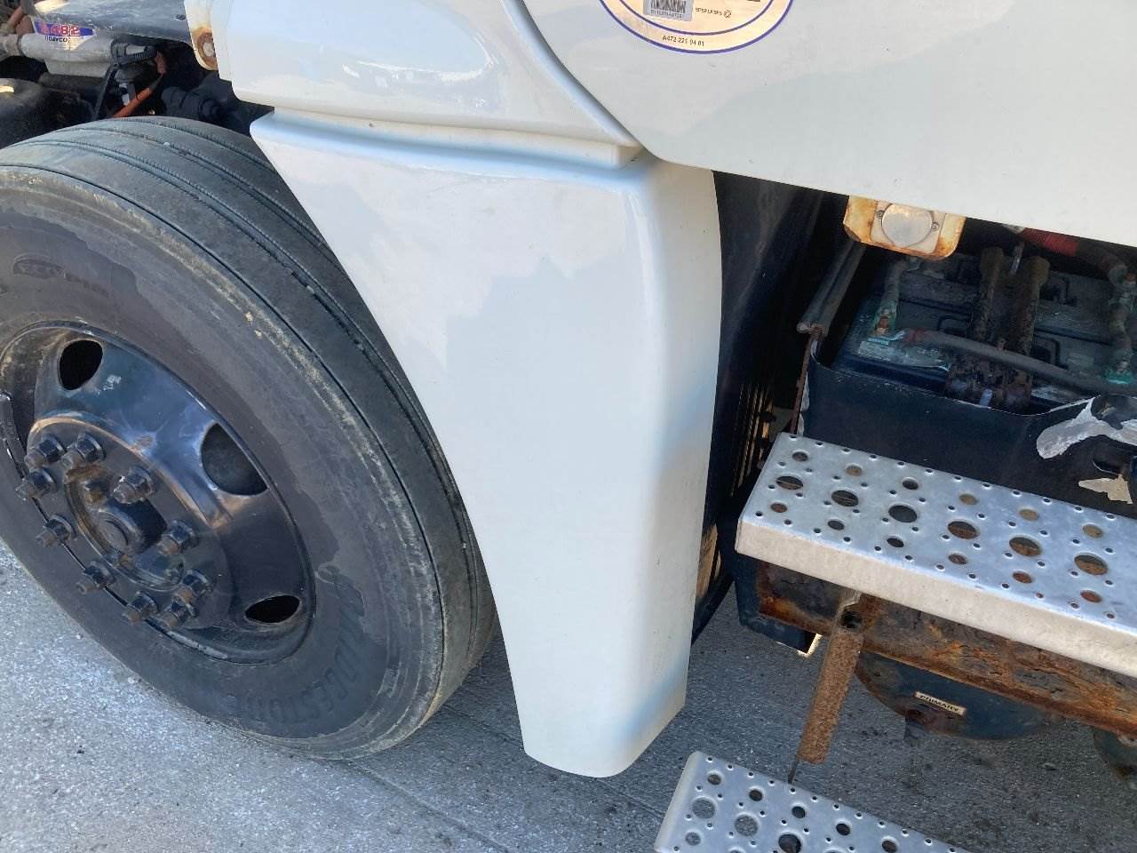 2014 Freightliner Cascadia Fender For Sale | Des Moines, IA | 25457575 ...