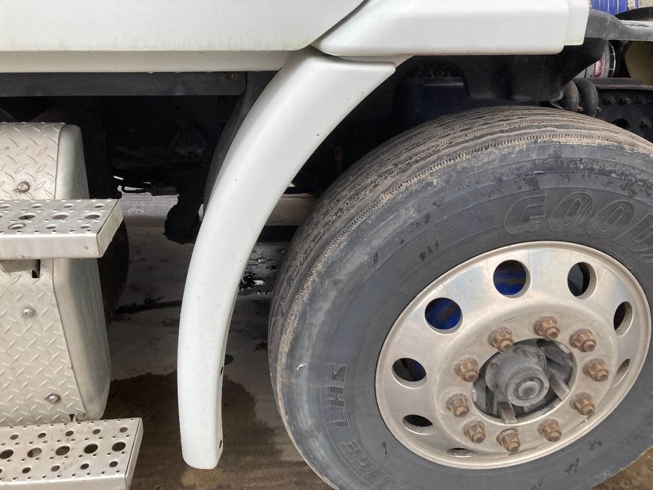 2012 Freightliner Cascadia Fender For Sale | Winimac, IN | 25538395 ...