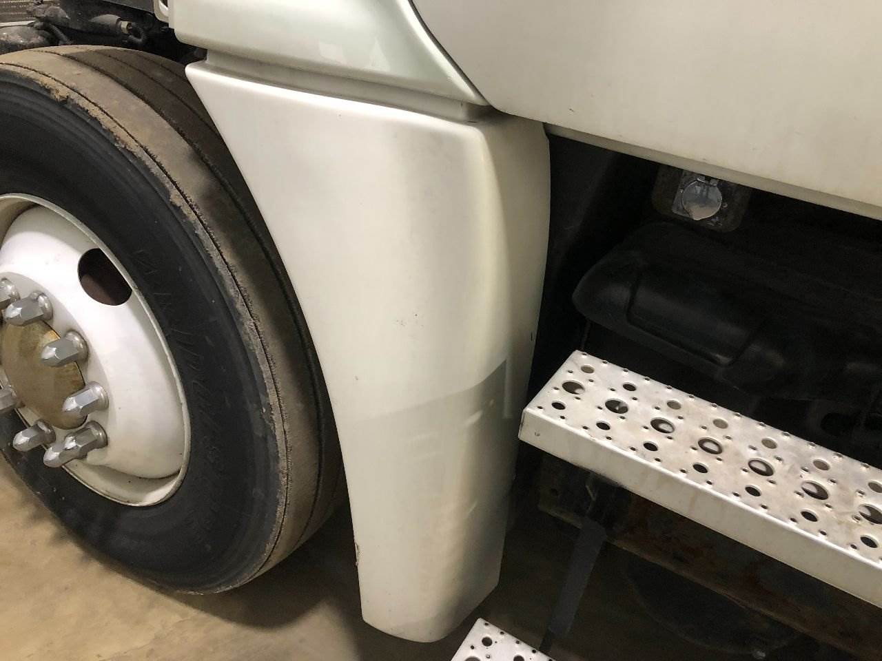 2015 Freightliner Cascadia Fender For Sale | Winimac, IN | 25544251 ...