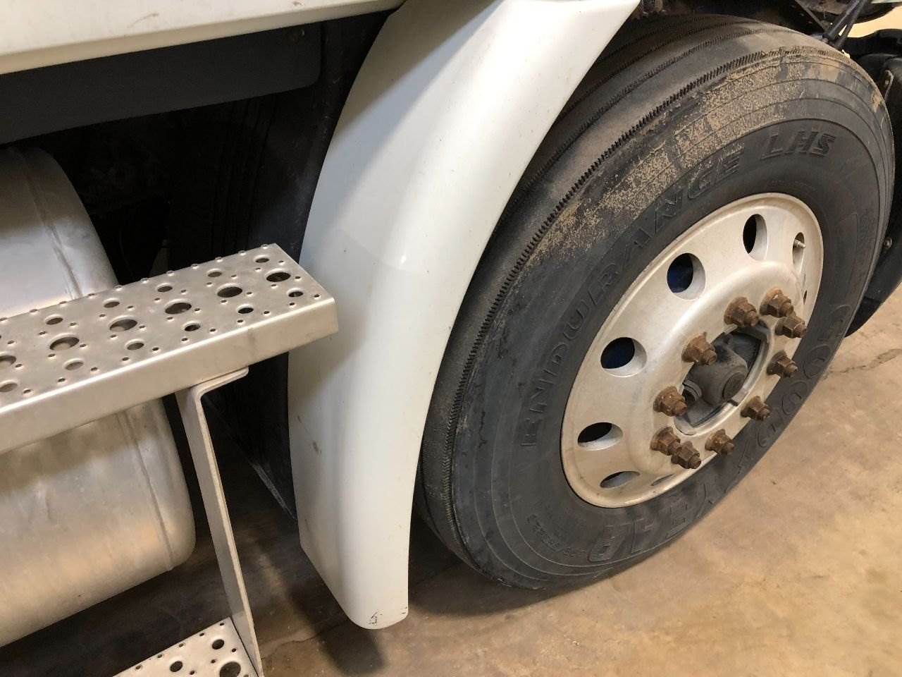 2011 Freightliner Cascadia Fender For Sale | Winimac, IN | 25555722 ...