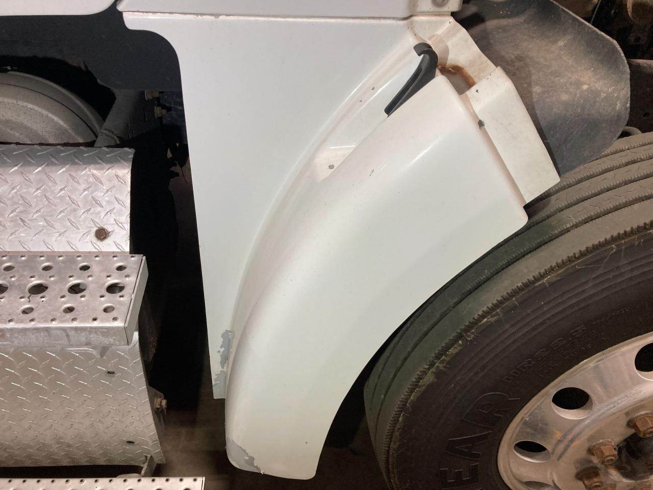 2011 Freightliner Coronado Fender For Sale | Sioux Falls, SD | 25682494 ...