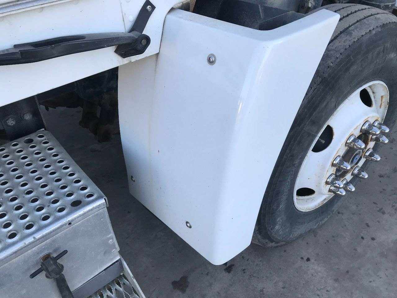 1997 Freightliner FLD120 Fender For Sale | Winimac, IN | 25392311 ...