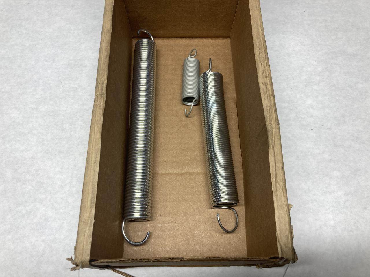 2014 Fontaine KIT-RPR-6000L Fifth Wheel Part for a Freightliner M2 106 ...