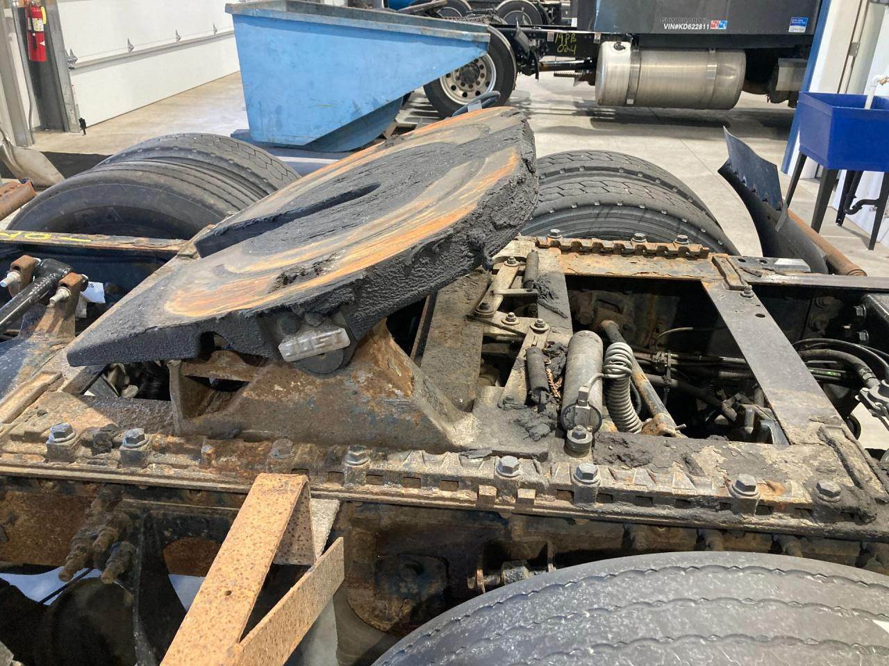 2010 Jost JSK37FSL Fifth Wheel for a International Prostar For Sale ...