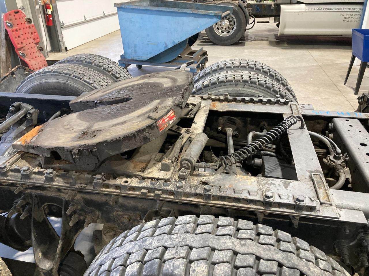 2011 Jost JSK37FSL Fifth Wheel for a International Prostar For Sale ...