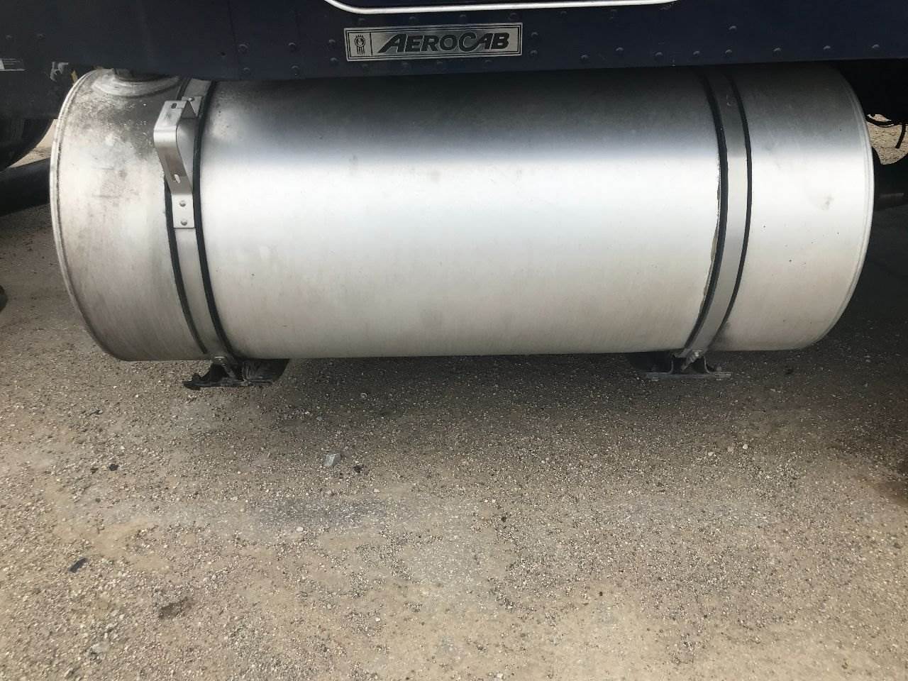 2009 Kenworth T600 Fuel Tank Strap / Bracket For Sale | Des Moines, IA ...