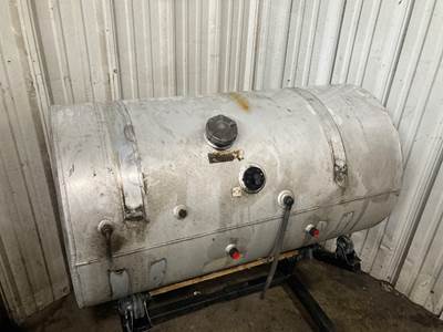 Fuel Tanks For Sale - Semi Truck / Commercial Truck Fuel Tanks ...