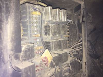 Peterbilt Fuse Boxes & Panels For Sale | MyLittleSalesman.com