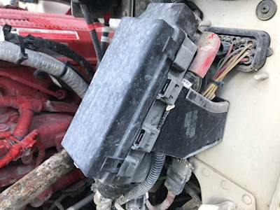 Peterbilt Fuse Boxes & Panels For Sale | MyLittleSalesman.com