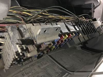 Sterling Fuse Boxes & Panels - Acterra, A9513, L9511 and More ...