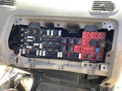 Sterling Fuse Boxes & Panels - Acterra, L9501, A9513 and More ...