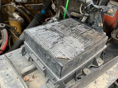 Sterling Fuse Boxes & Panels - Acterra, A9513, L9513 and More ...