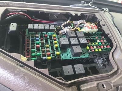 Fuse Boxes & Panels For Sale | MyLittleSalesman.com