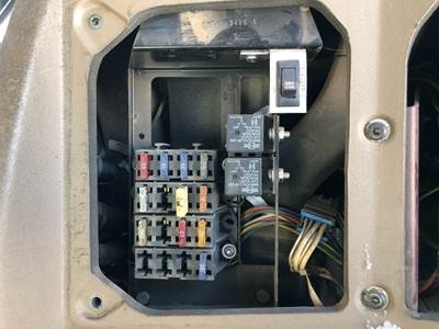 Western Star 4900EX Fuse Boxes & Panels For Sale | MyLittleSalesman.com