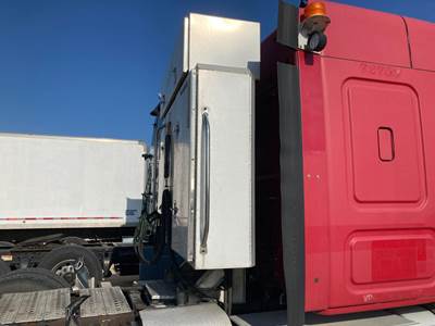 2010 Freightliner Cascadia Headache Rack For Sale | Spencer, IA ...