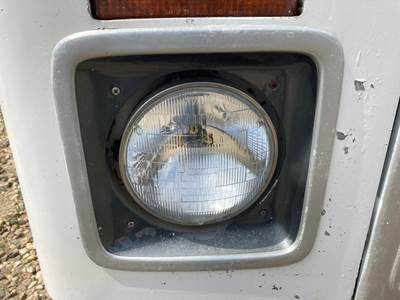 International Headlight Assemblies For Sale | MyLittleSalesman.com