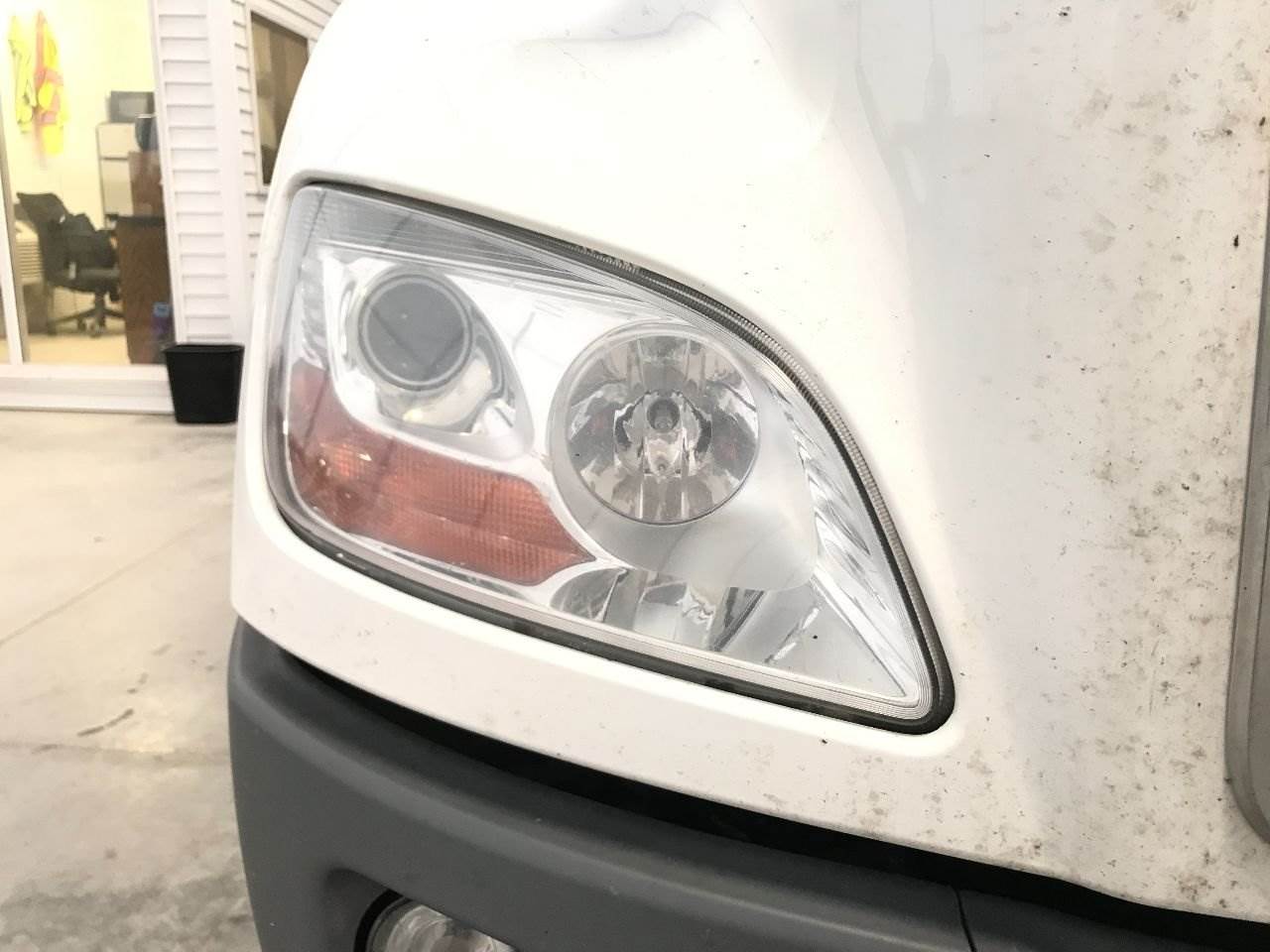 2019 Peterbilt 579 Headlight Assembly For Sale | Council Bluffs, IA ...