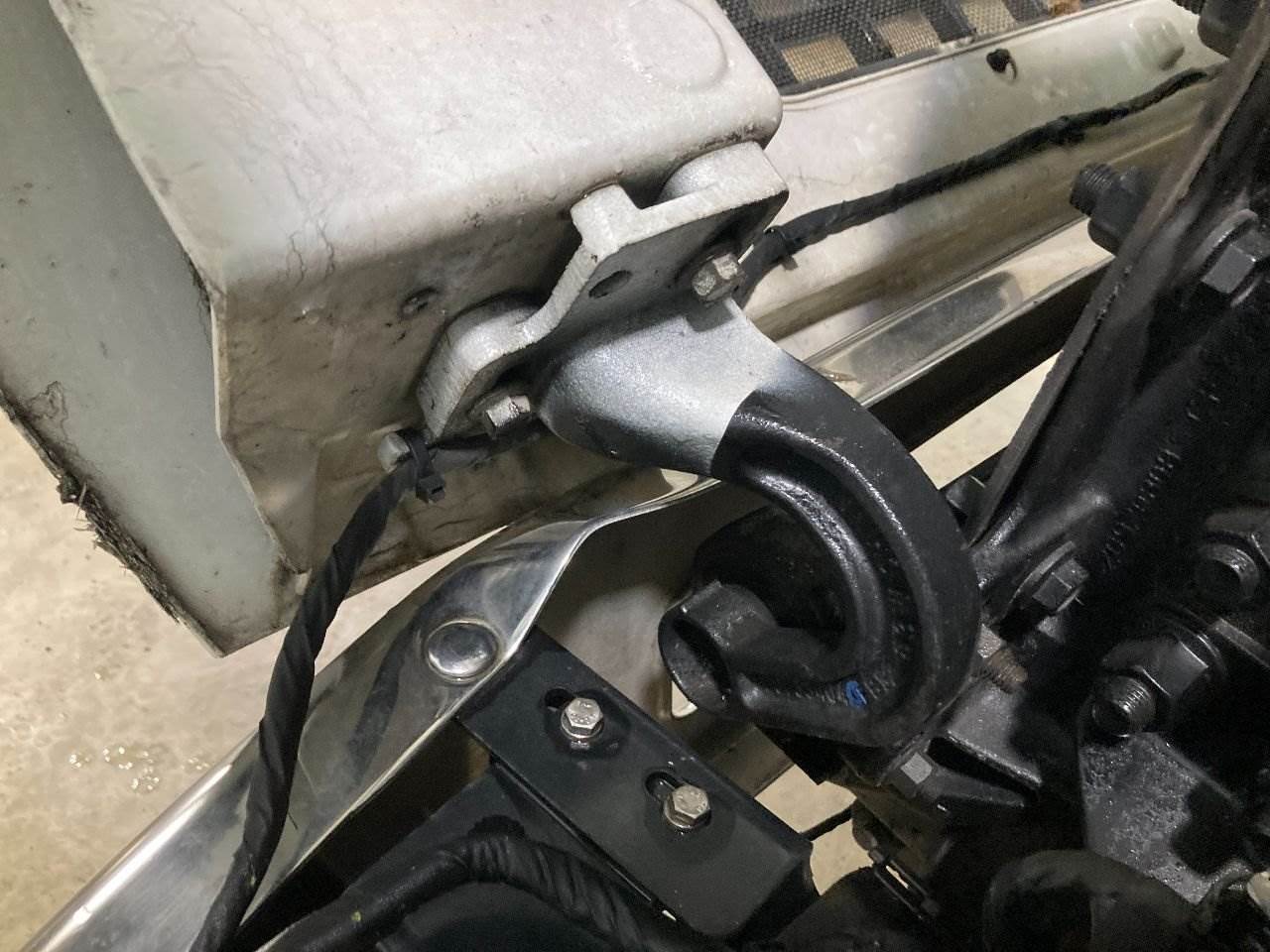 2016 Volvo VNL Hood Hinge For Sale | Winimac, IN | 25590213 ...