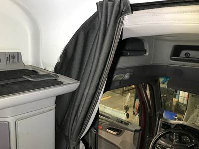 2015 Peterbilt 579 Interior Curtain For Sale | Sioux Falls, SD ...