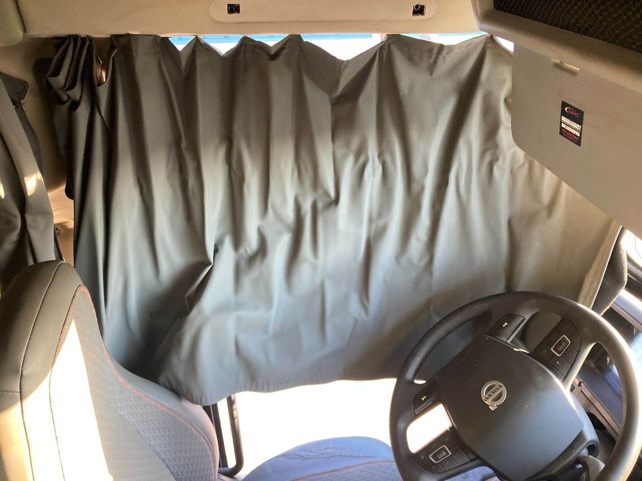 2022 Volvo VNL Interior Curtain For Sale | Kansas City, MO | 25546320 ...