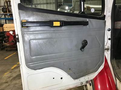 Freightliner Interior Door Panels For Sale | MyLittleSalesman.com