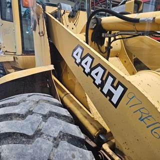 1997 John Deere 444H Loader Lift Arm For Sale | Winimac, IN | AT389394 ...