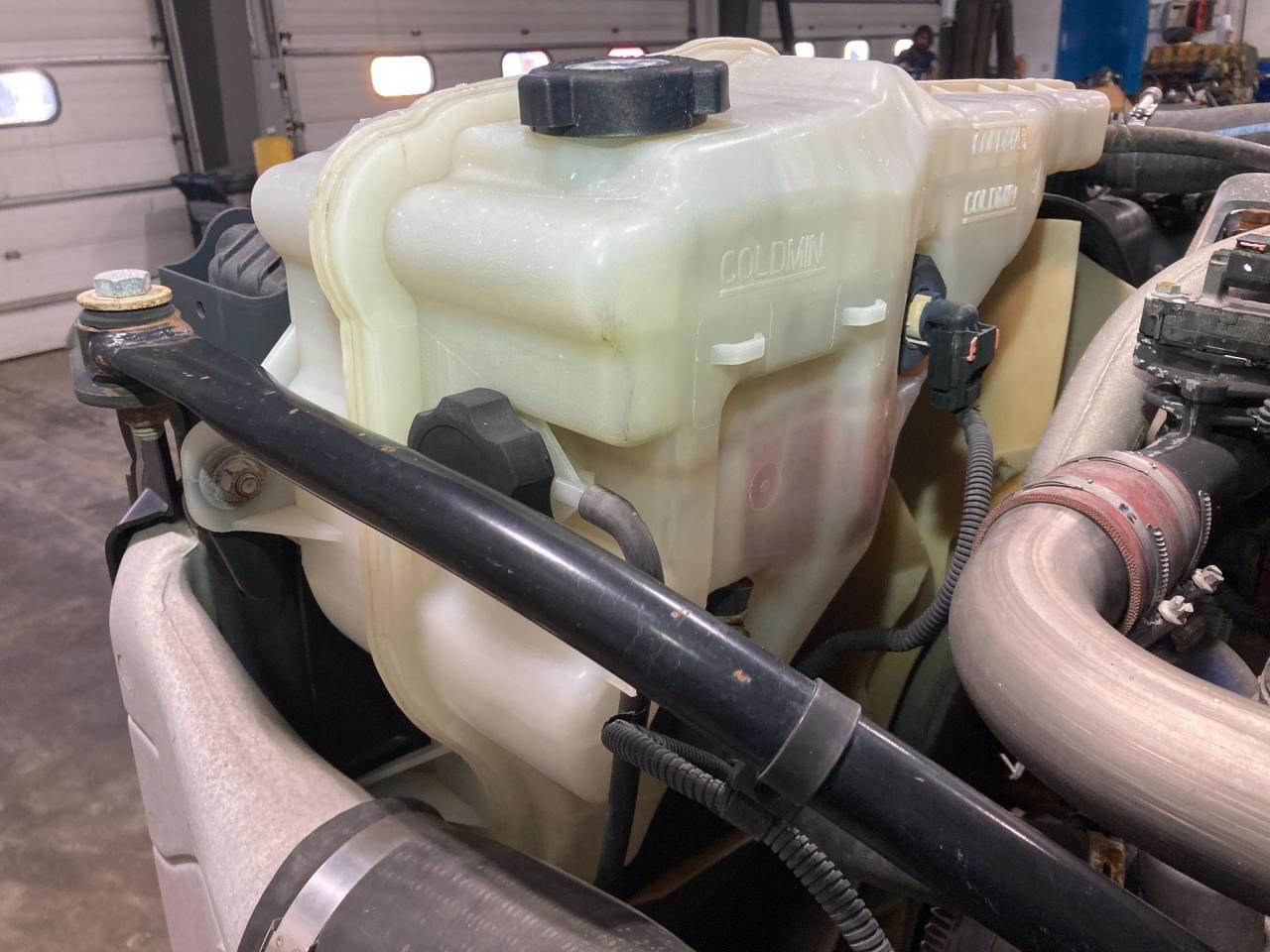 2015 Freightliner Cascadia Radiator Overflow Bottle / Surge Tank For ...