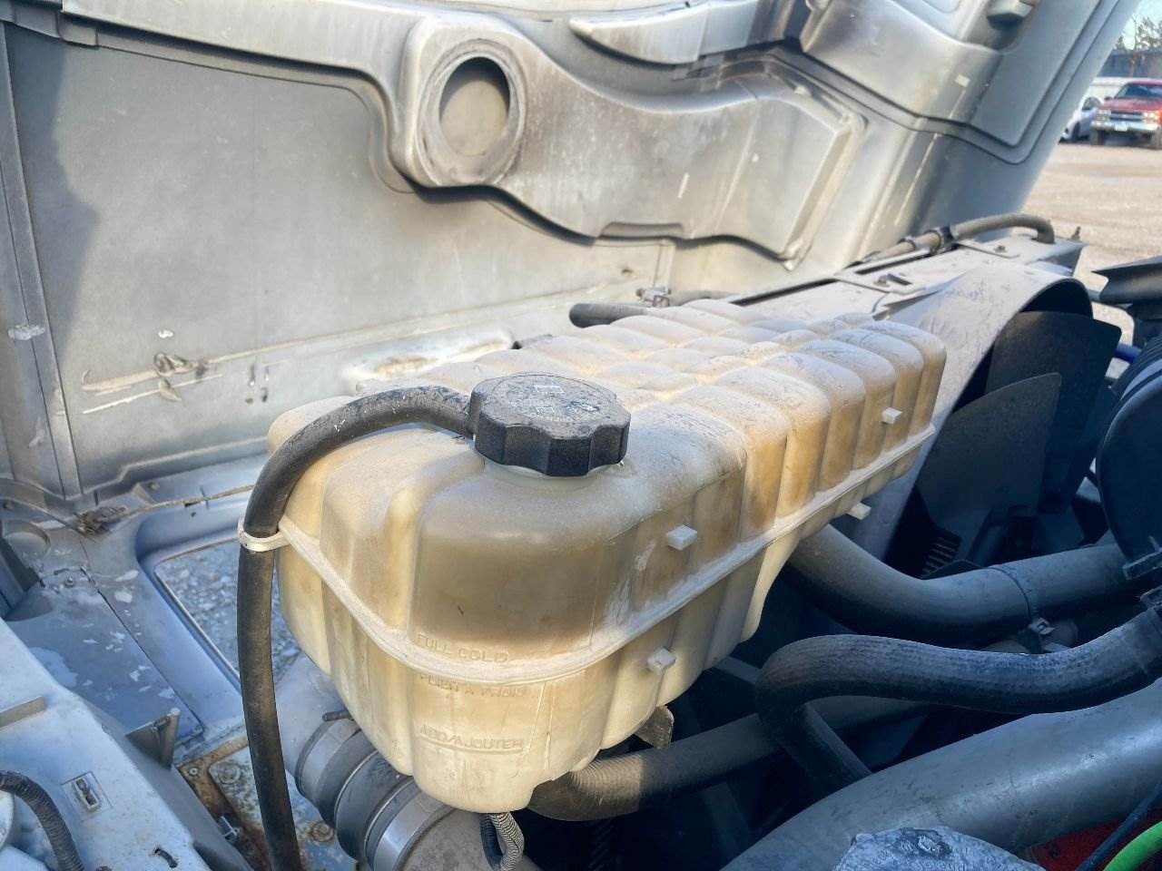2007 GMC C7500 Radiator Overflow Bottle / Surge Tank For Sale | Des ...