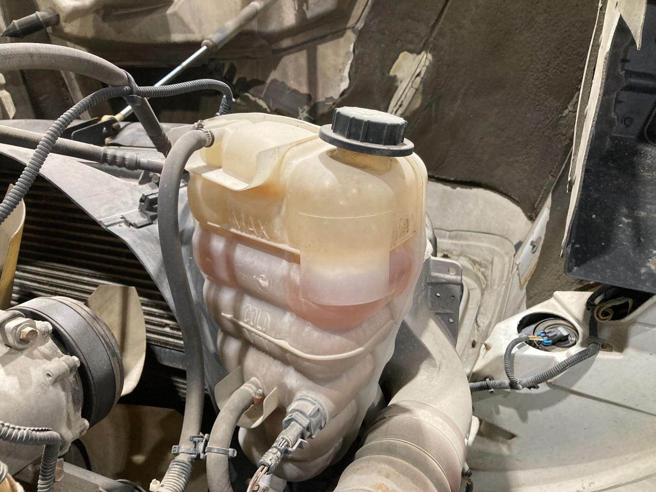 2011 International ProStar Radiator Overflow Bottle / Surge Tank For ...