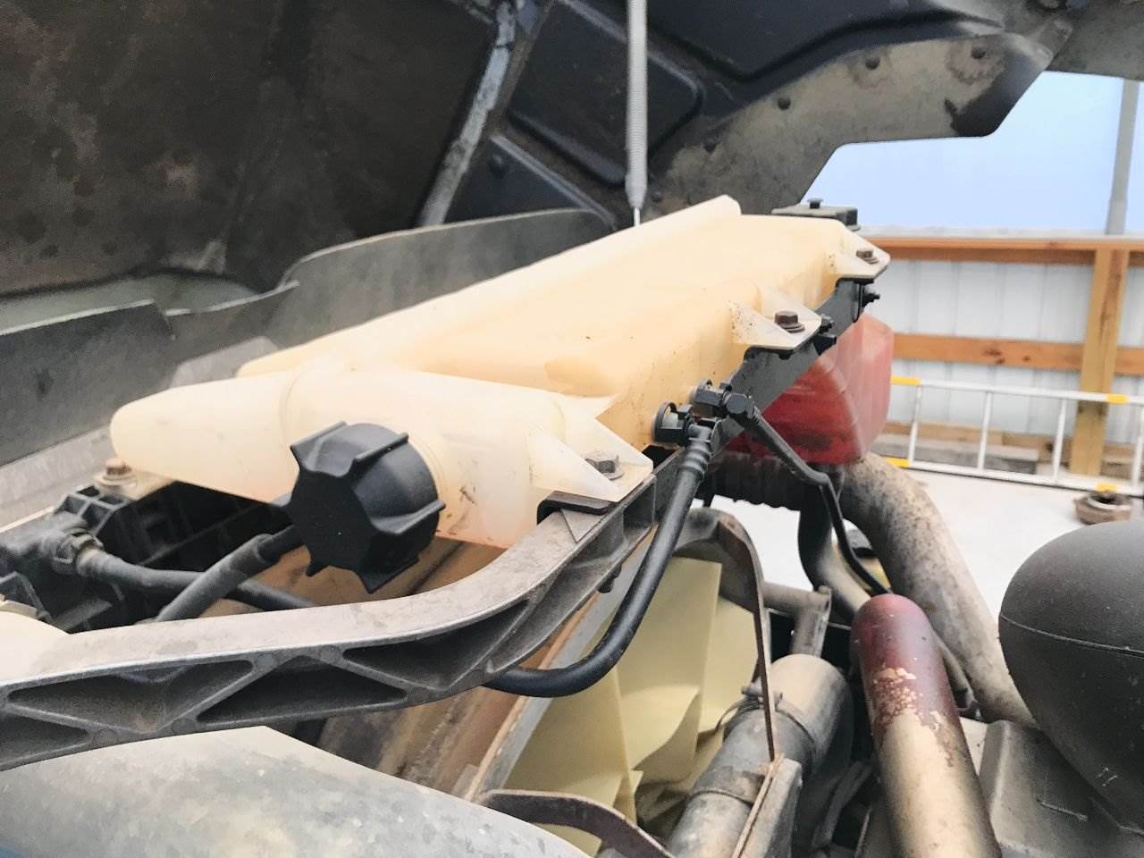 2012 Mack CHU Radiator Overflow Bottle / Surge Tank For Sale | Council ...