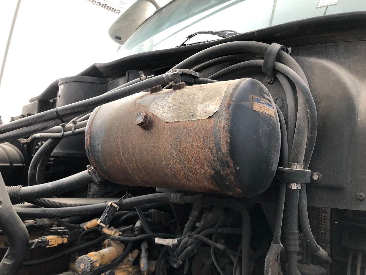 2009 Peterbilt 387 Radiator Overflow Bottle / Surge Tank For Sale ...