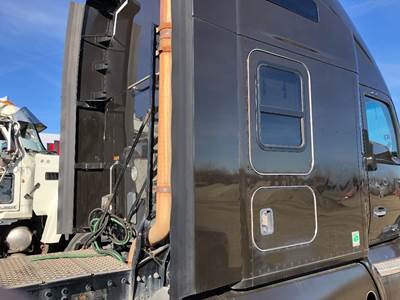 Kenworth T680 Side Fairings For Sale | MyLittleSalesman.com