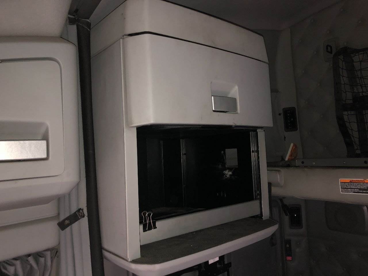 2015 Kenworth T680 Sleeper Cabinet For Sale | Council Bluffs, IA ...