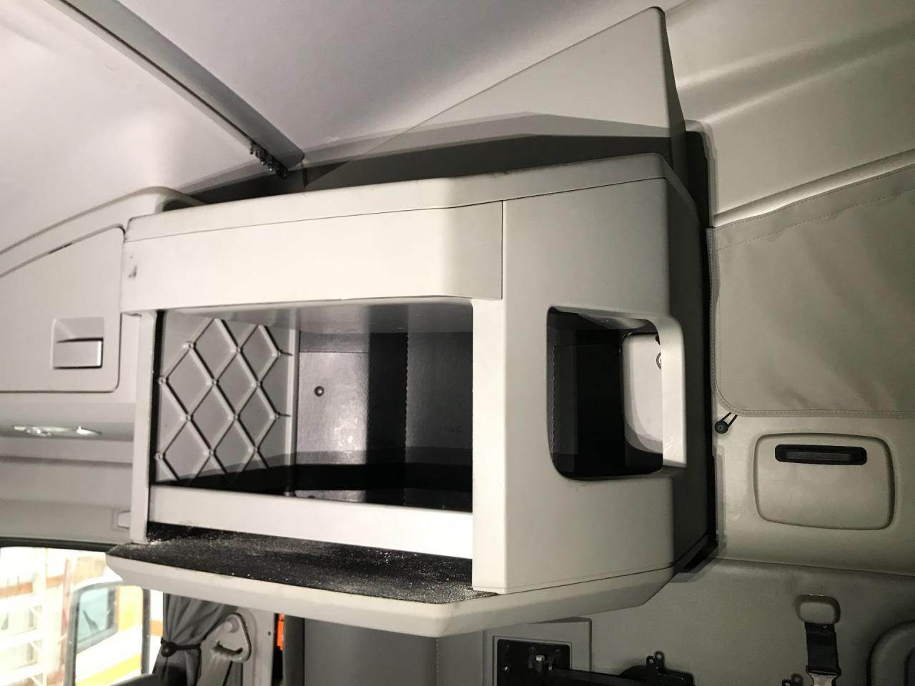 2019 Kenworth T680 Sleeper Cabinet For Sale | Council Bluffs, IA ...