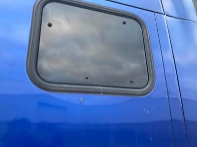 2009 Peterbilt 387 Sleeper Window For Sale | Spencer, IA | 25601151 ...