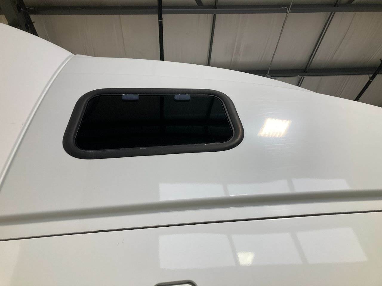 2006 Volvo VNL Sleeper Window For Sale | Winimac, IN | 25589425 ...