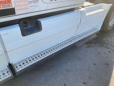 Semi-Truck Steps (Frame, Fuel Tank, Fairing, etc) | MyLittleSalesman.com