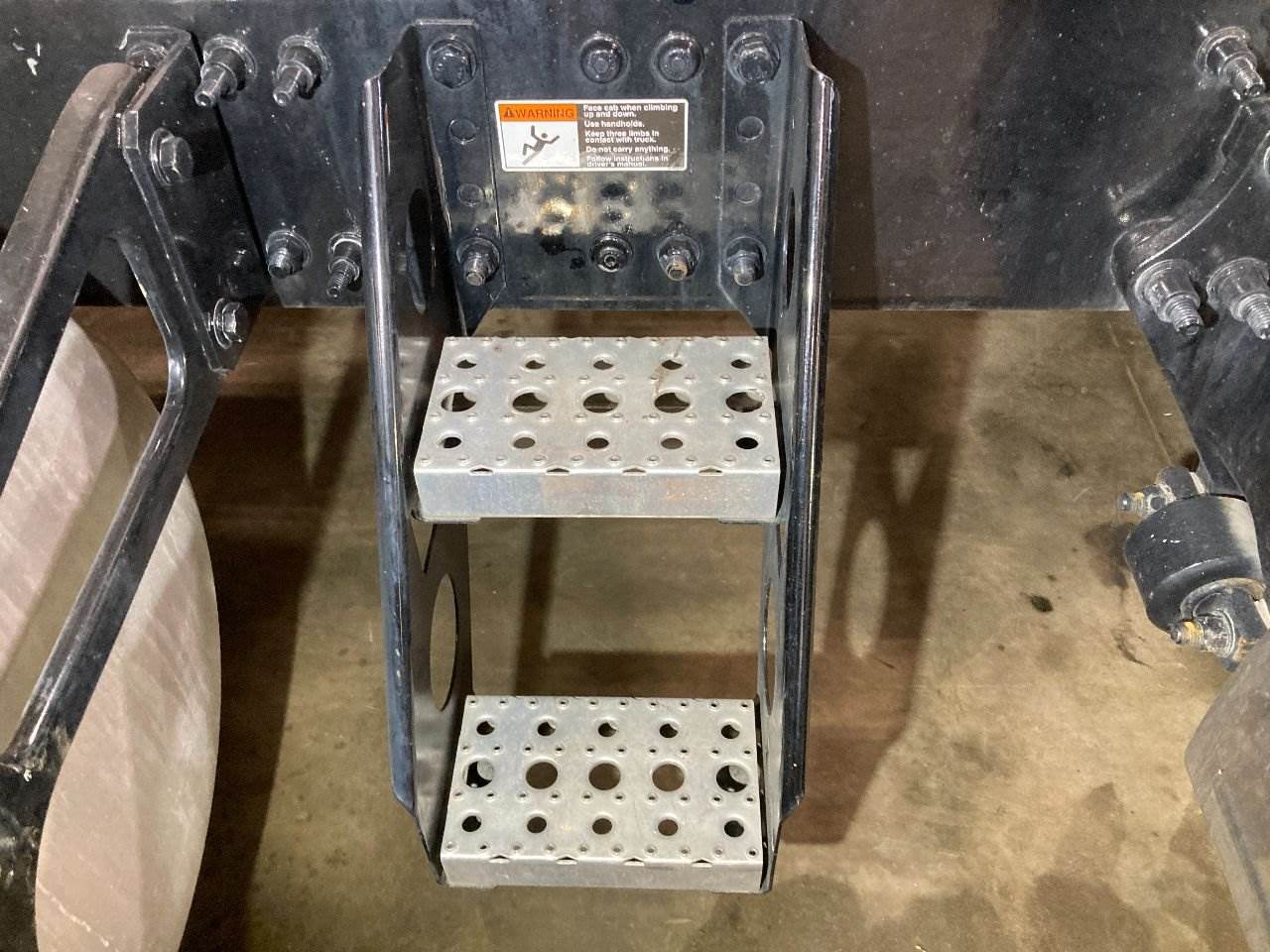 2022 Freightliner Cascadia Step For Sale | Sioux Falls, SD | 25645750 ...