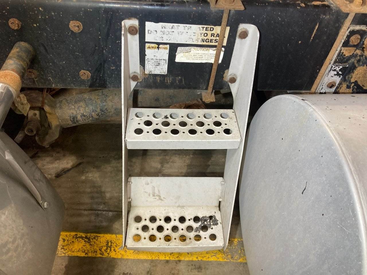 1997 Kenworth W900B Step For Sale | Sioux Falls, SD | 25634657 ...