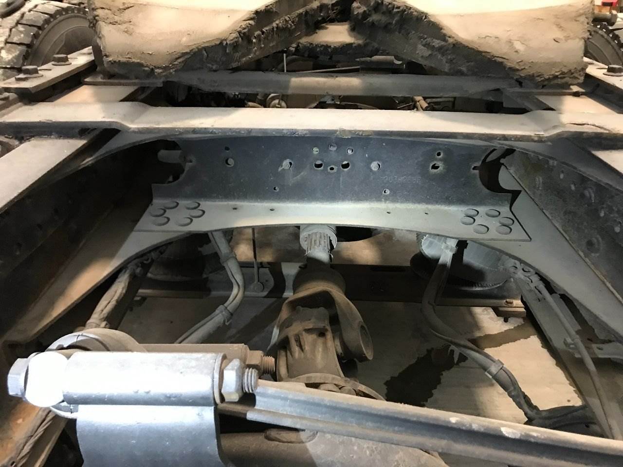 2006 Volvo VNL Suspension Crossmember / K-Frame For Sale | Council ...
