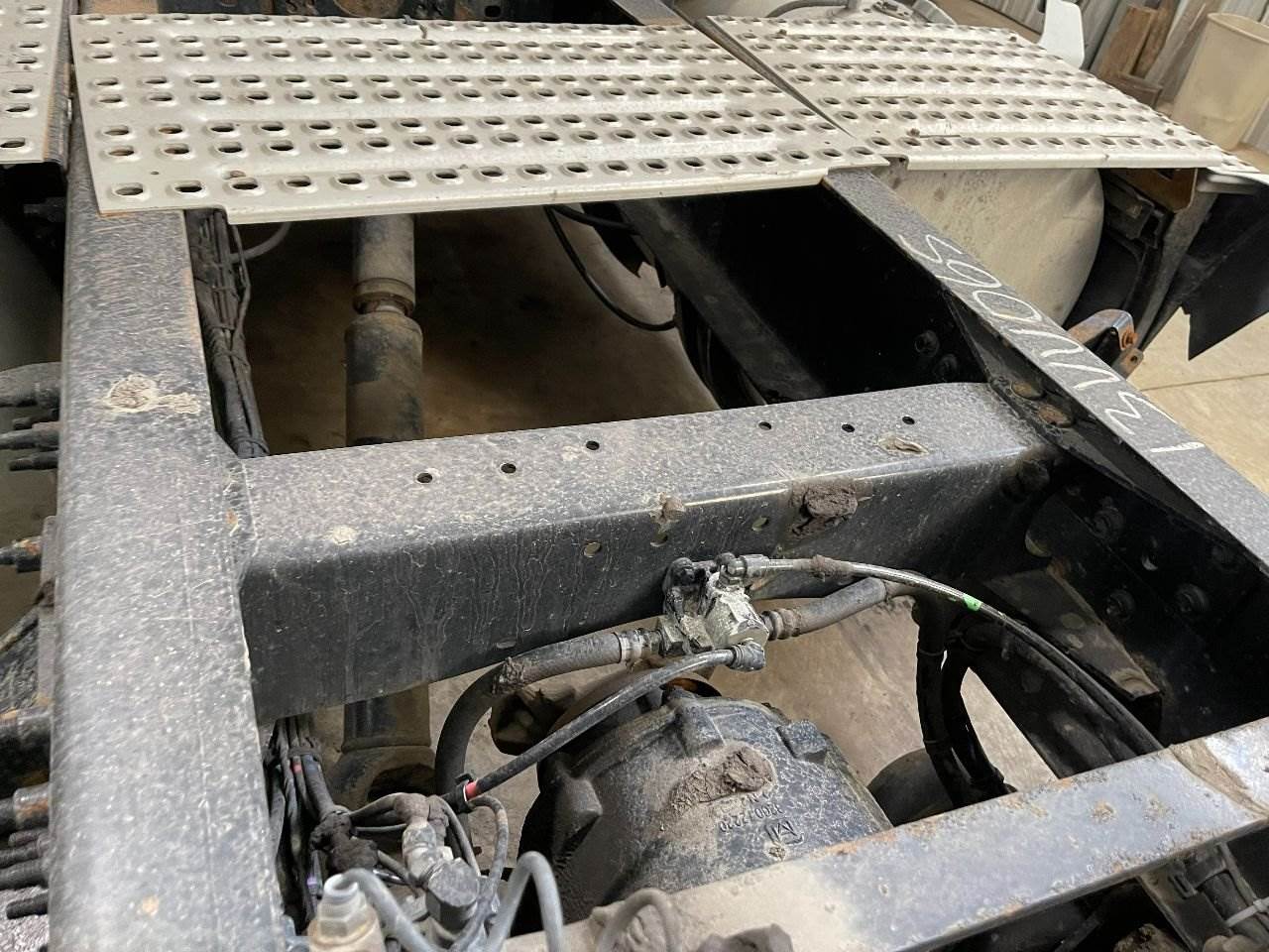 2013 Volvo VNL Suspension Crossmember / K-Frame For Sale | Winimac, IN ...