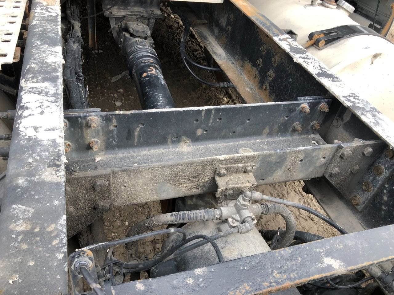 2011 Volvo VNL Suspension Crossmember / K-Frame For Sale | Des Moines ...