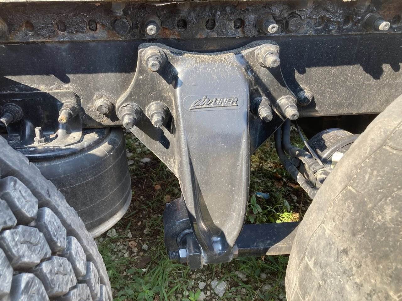 2013 Freightliner Cascadia Suspension Spring Hanger For Sale | Des ...