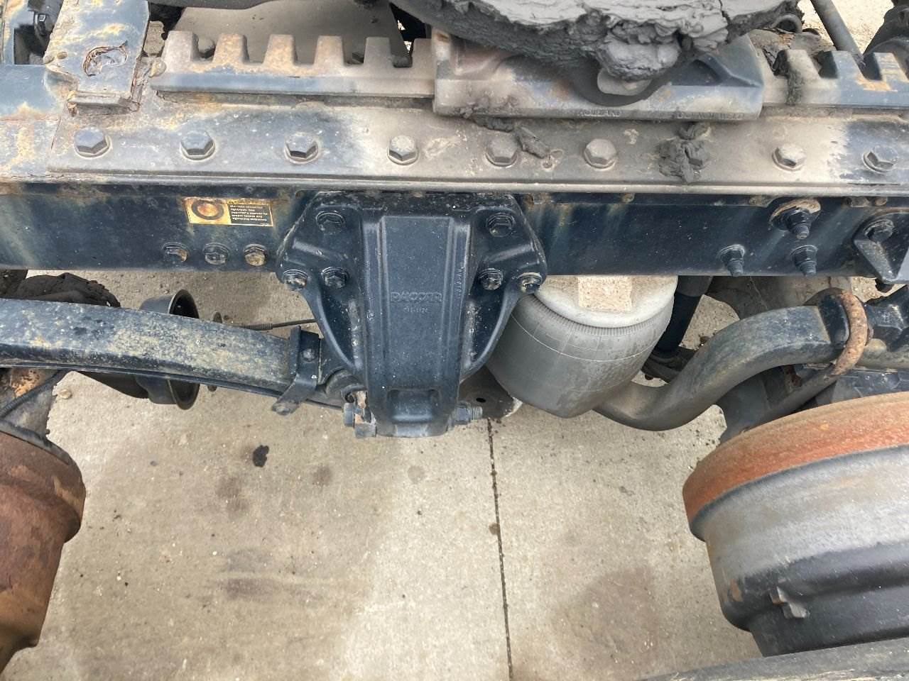 2014 Kenworth T680 Suspension Spring Hanger For Sale | Kansas City, MO ...