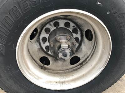 Tag / Pusher Axles For Sale | MyLittleSalesman.com