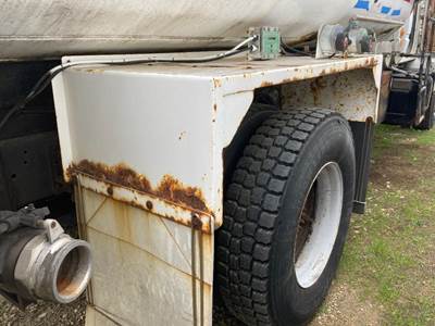 Used 1991 Boston Steel Truck Tank 16'10"X96"X60", 4 Compartments ...