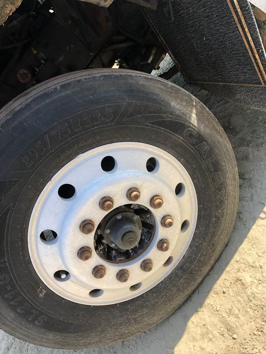 1999 Budd 22.5 ALUM Tire & Rim for a Kenworth T800 For Sale | Spencer ...