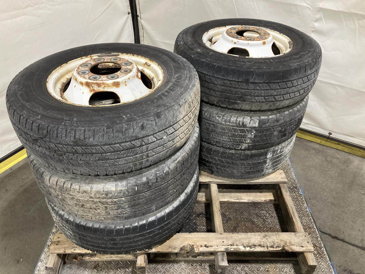 2006 PILOT 16.0 STEEL Tire & Rim for a GMC Cube Van For Sale | Kansas ...