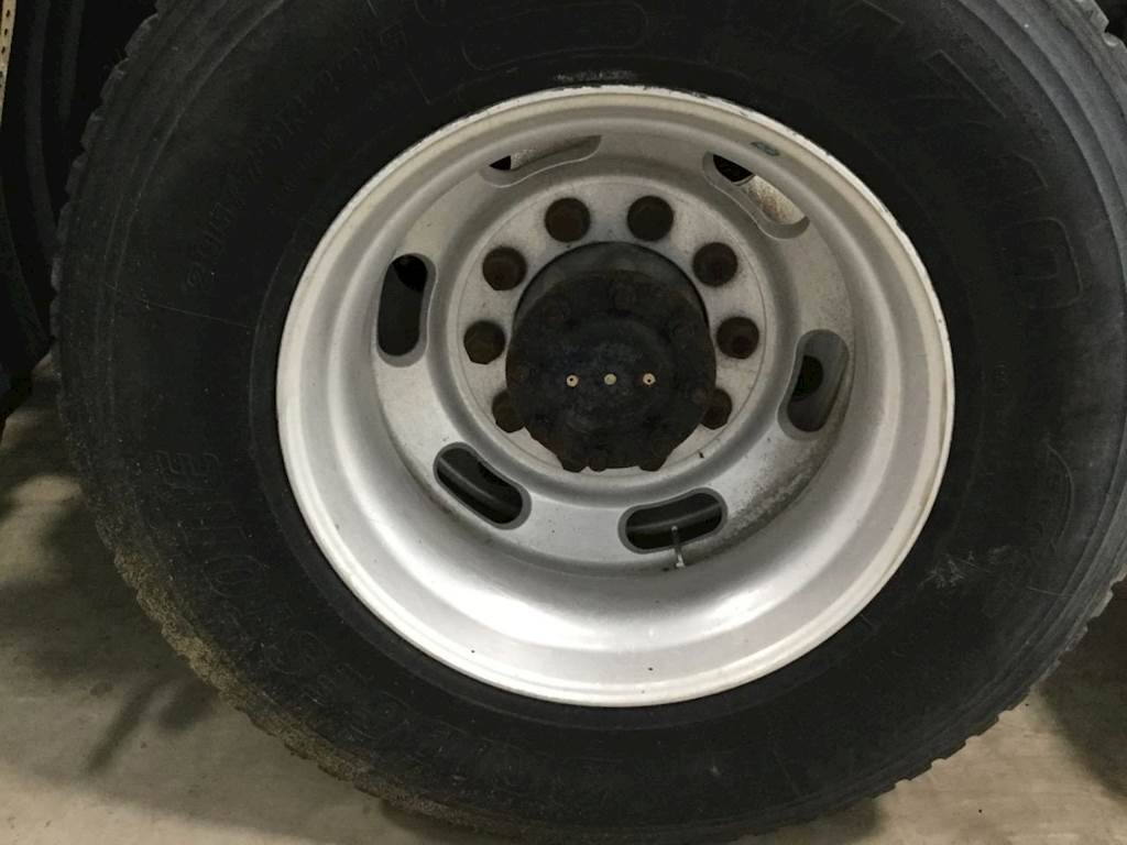 2005 PILOT 22.5 ALUM Tire & Rim for a Kenworth T2000 For Sale | Spencer, IA | 24783344 ...